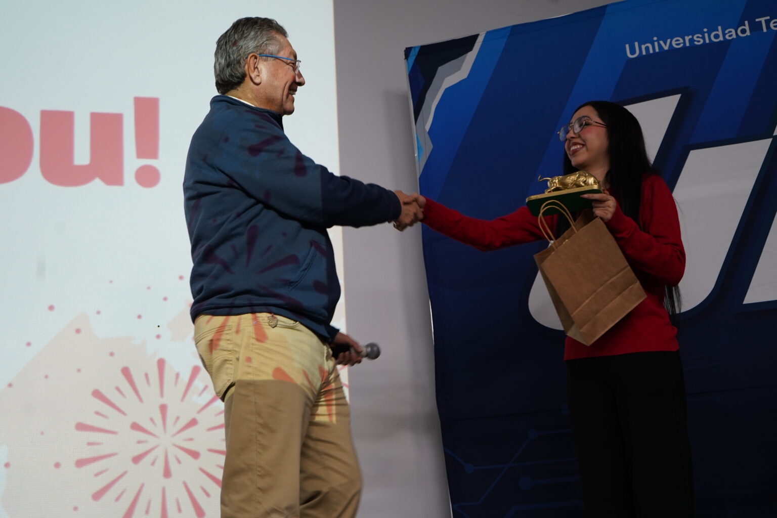 Regresa de Canadá alumna de la UTCJ para inspirar a estudiantes ...